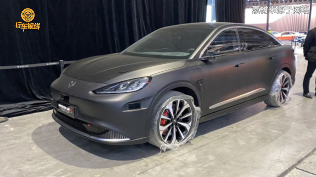 极狐阿尔法S华为HI版实车曝光 预售38.89-42.99万元