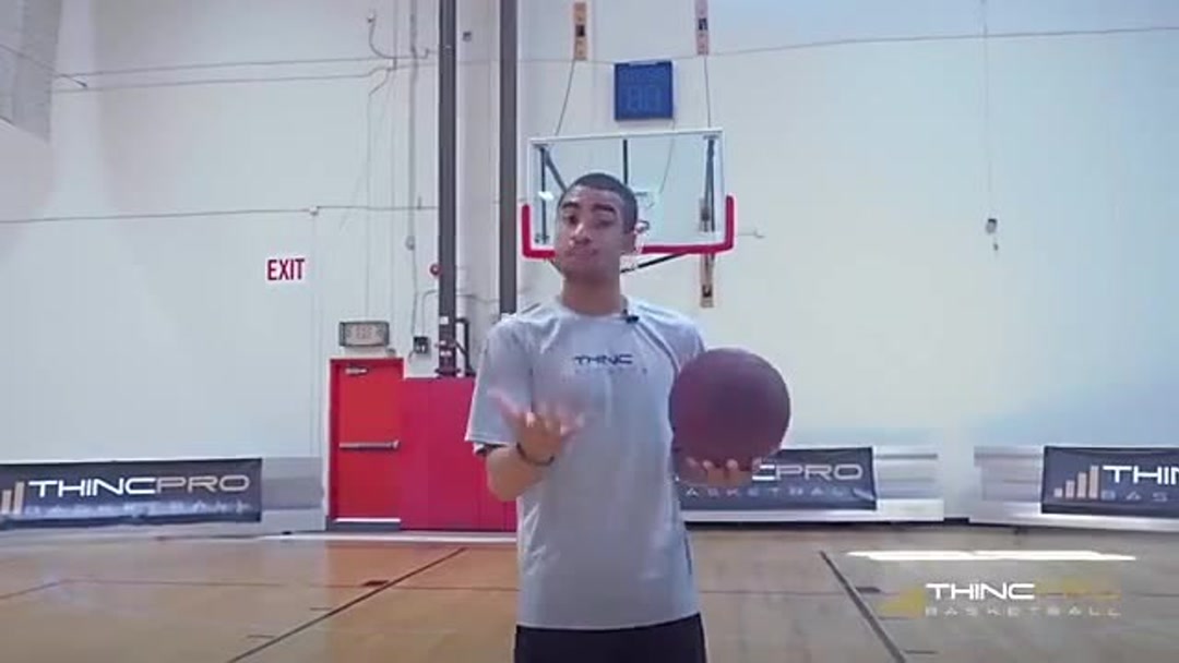篮球教学:投篮姿势很重要 这才是完美的投篮动作