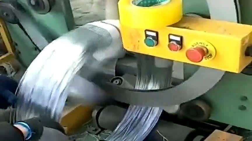 厂里新进的缠线设备,设计太牛效率高的惊人,是原手工的无数倍!
