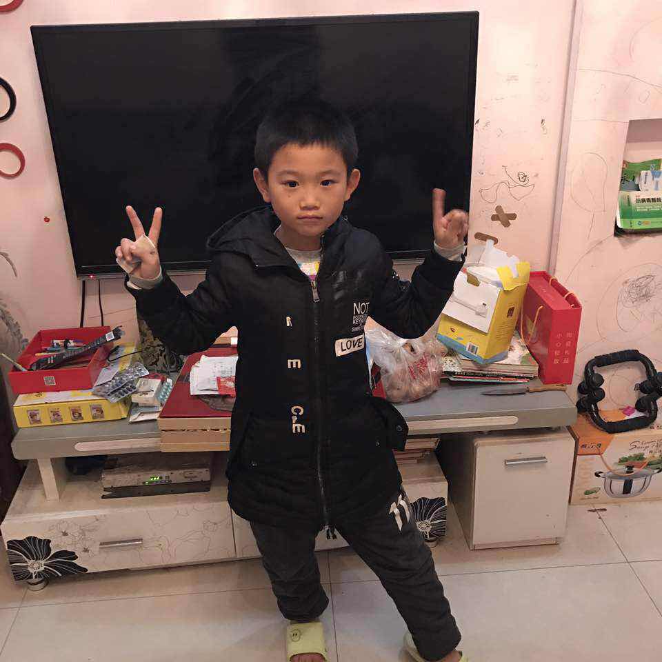 众迈钛合金门厂 