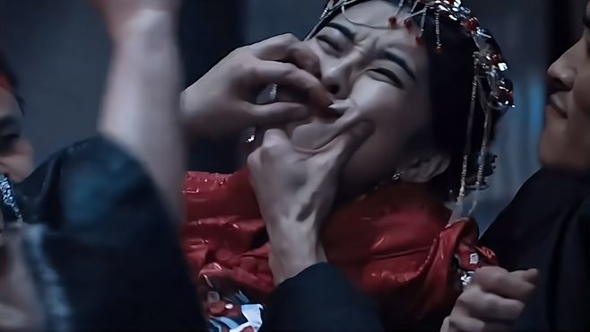 唐朝诡事录:女子被活埋冥婚!千年后变成恶魔疯狂复仇!太恐怖!