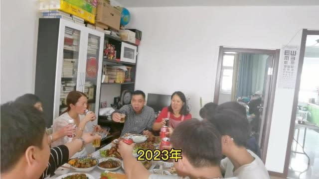 时隔26年,姐妹第一次一起过年,快乐相聚!新年快乐,事事如意