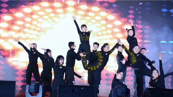 元旦晚会教师节目