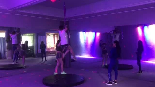 一对二VIP 精品课程#课堂实录 #爱健身的小姐姐 空中舞蹈
