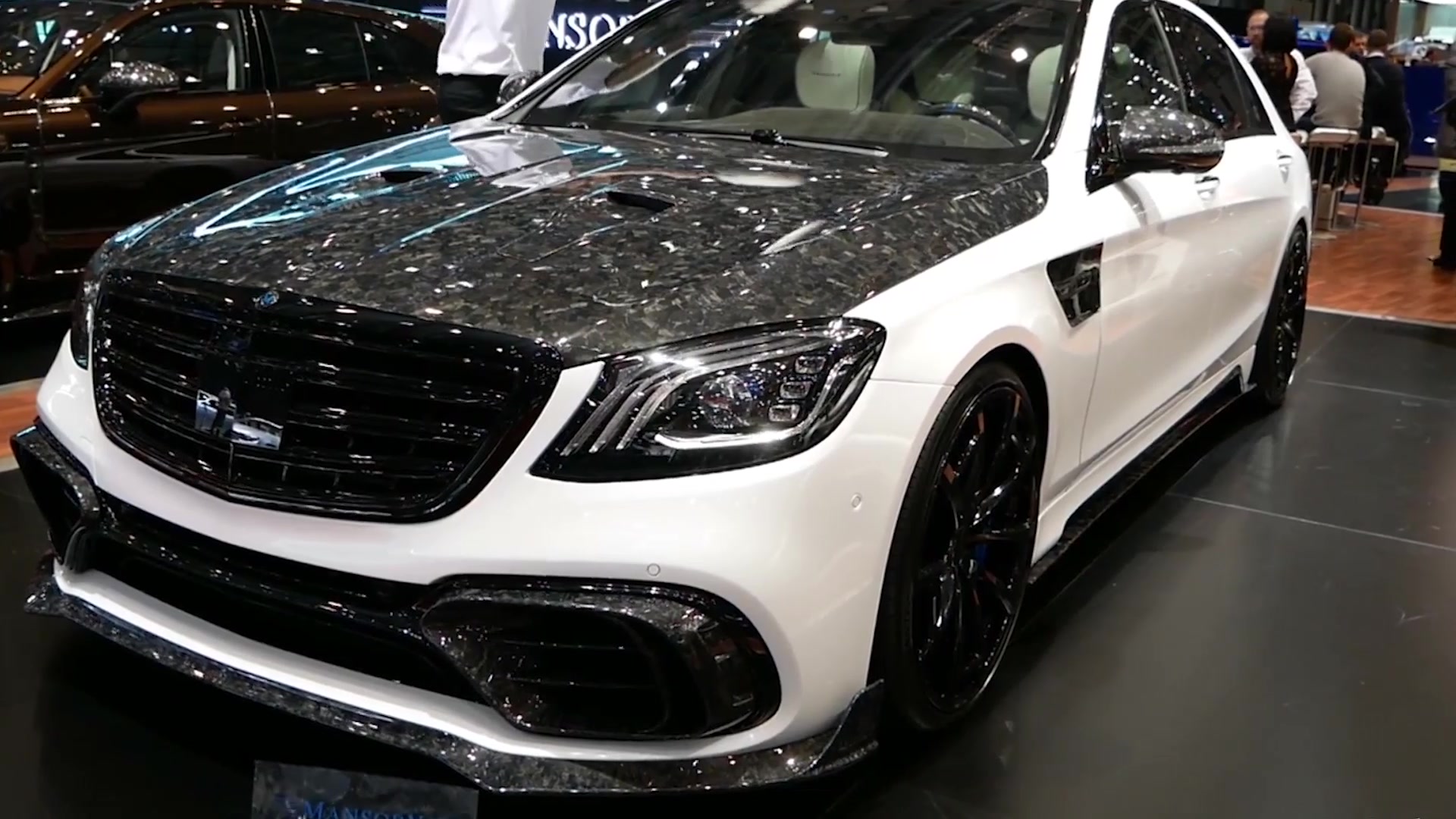 日内瓦车展不愧是欧洲最重要的车展,这些顶级车型都是第一次亮相