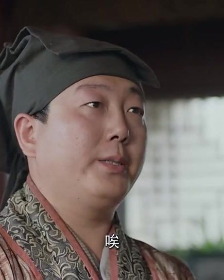 小伙想把传家宝交付给当铺掌柜,没想到连掌柜都不愿意!