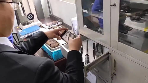 同事发明5S之目视化管理,一张照片透视里面的物品,就是这么便于查找!