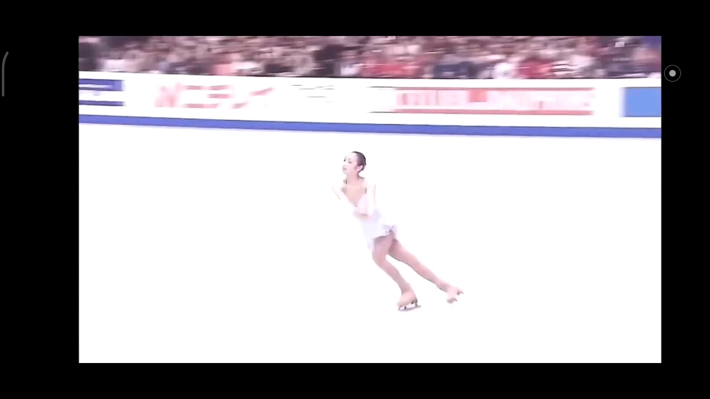 花滑上的神仙颜值金妍儿、梅徳韦杰娃、羽生结弦…未完待续