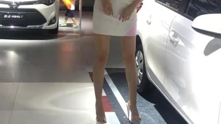 凯美瑞汽车展, 车模姐姐长得就是漂亮, 买车可不可以带回家啊