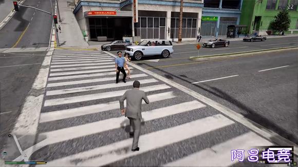 GTA5:给红绿灯路口放置定时炸弹,路人会自发性阻止吗?