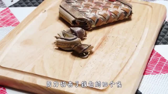 趣味定格动画:纸币搭配硬币做成汉堡,网友:史上最有钱的汉堡!