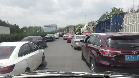 七音房车自驾游,去大理高速上堵车1小时,究竟发生了啥?