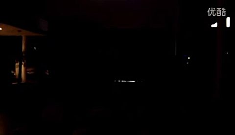 最新创意LED开门屏