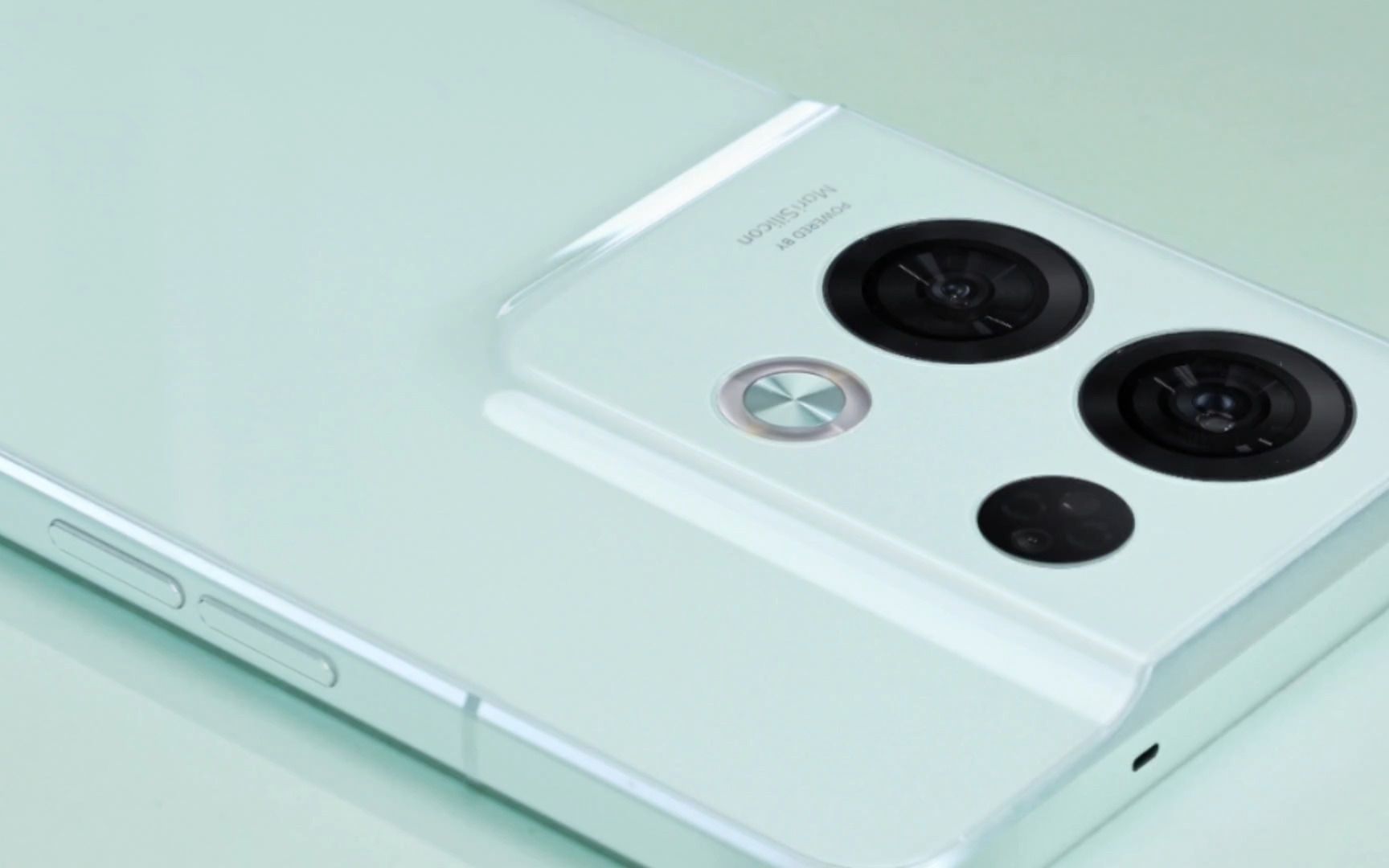 OPPO Reno9 系列规格曝光:Pro 搭载联发科天玑 8000 芯片!