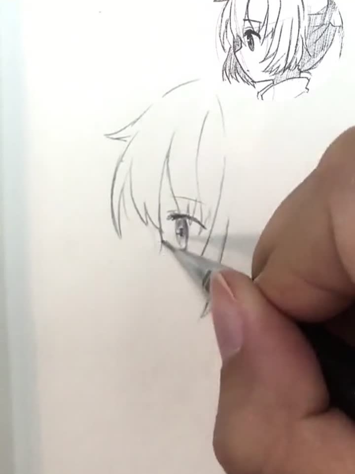 动漫 动漫侧脸嘴巴难画吗?不画可以吗?动漫