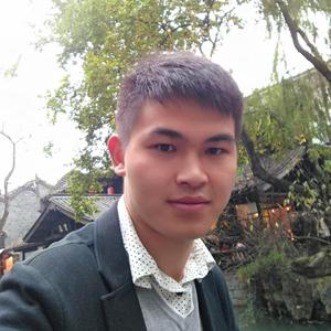 吃面包的大姐姐 