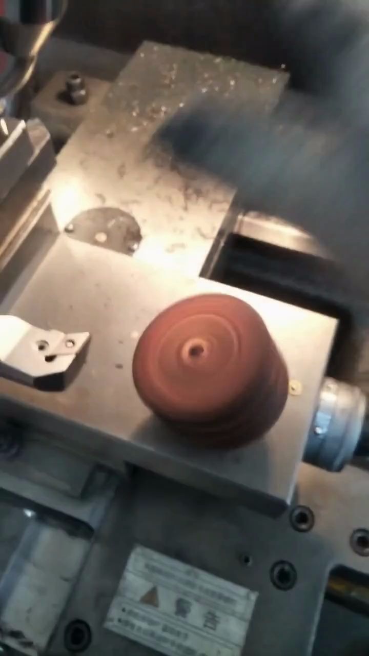 ug模具设计有玩过的老铁吗?你们那边叫什么