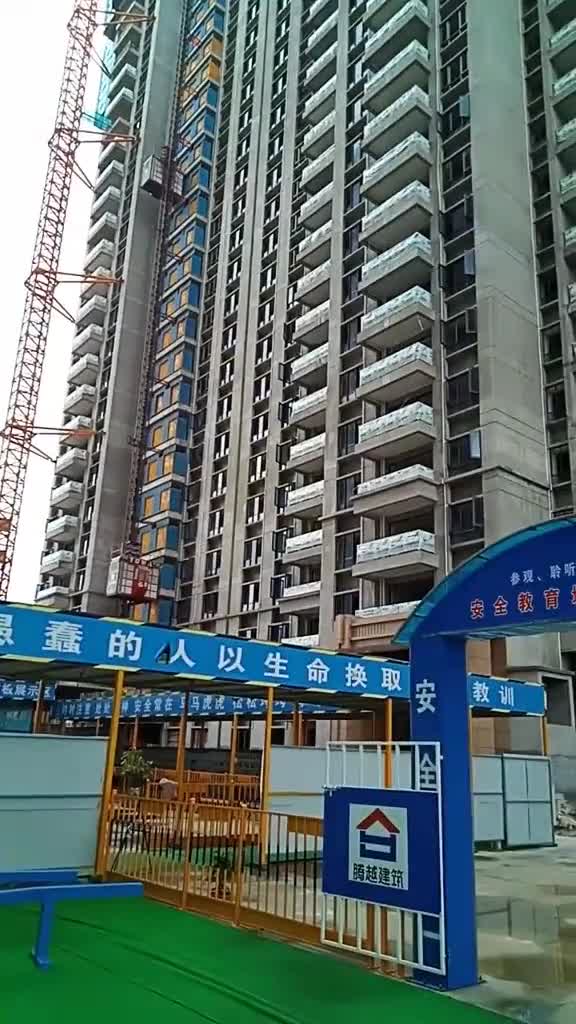 建筑 建筑施工现场 碧桂园SSGF项目, 爬架、铝模、全现浇外墙及结构...