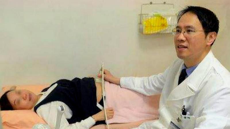 孕妇产检,医生一直愁眉苦脸,之后一席话让孕妇大感意外