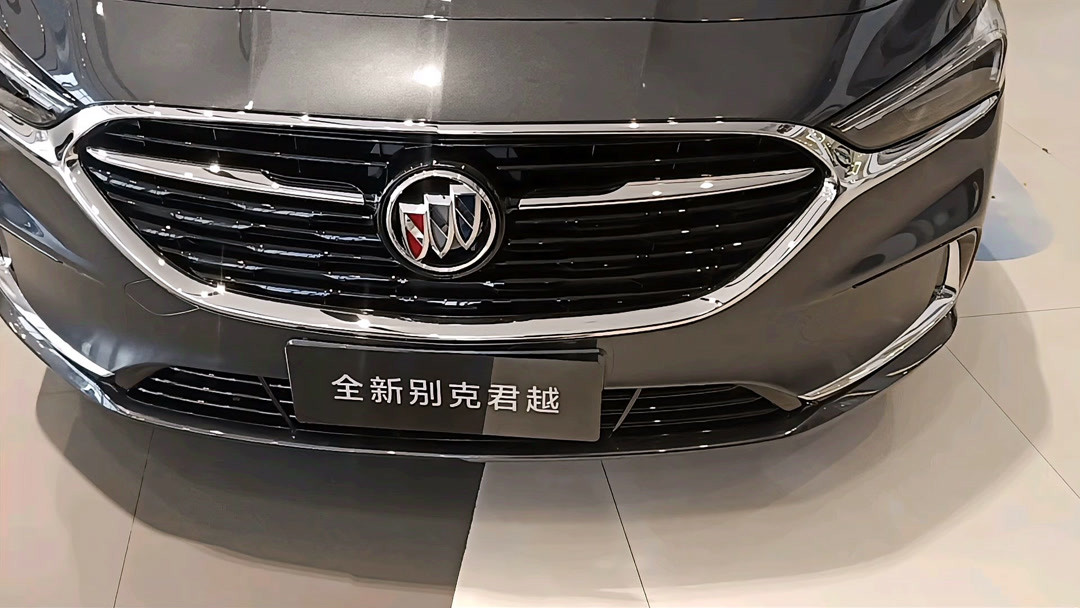 全新别克君越,2.0T发动机237马力,9挡手自一体变速箱