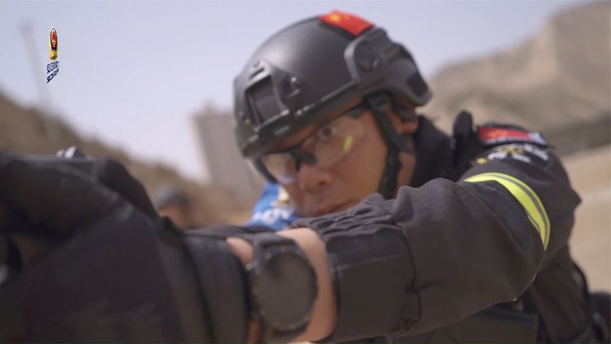 兰州公安七里河分局组织开展2022年度第一期武器使用专项培训班