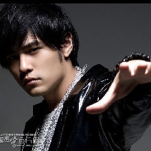 小短腿的帅欧巴 