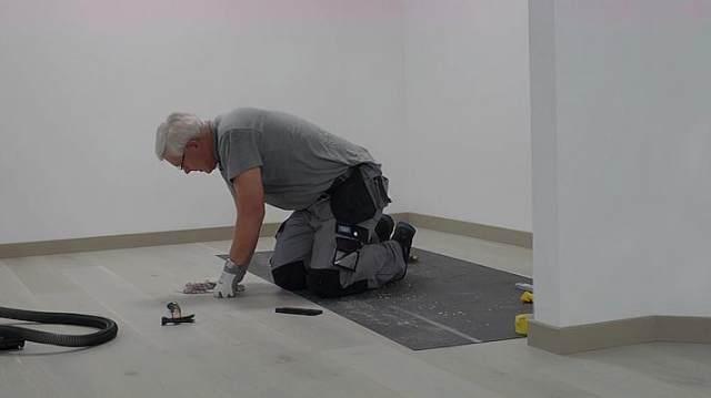 室内部分木地板坏了怎样换?教你更换损坏的木板技巧