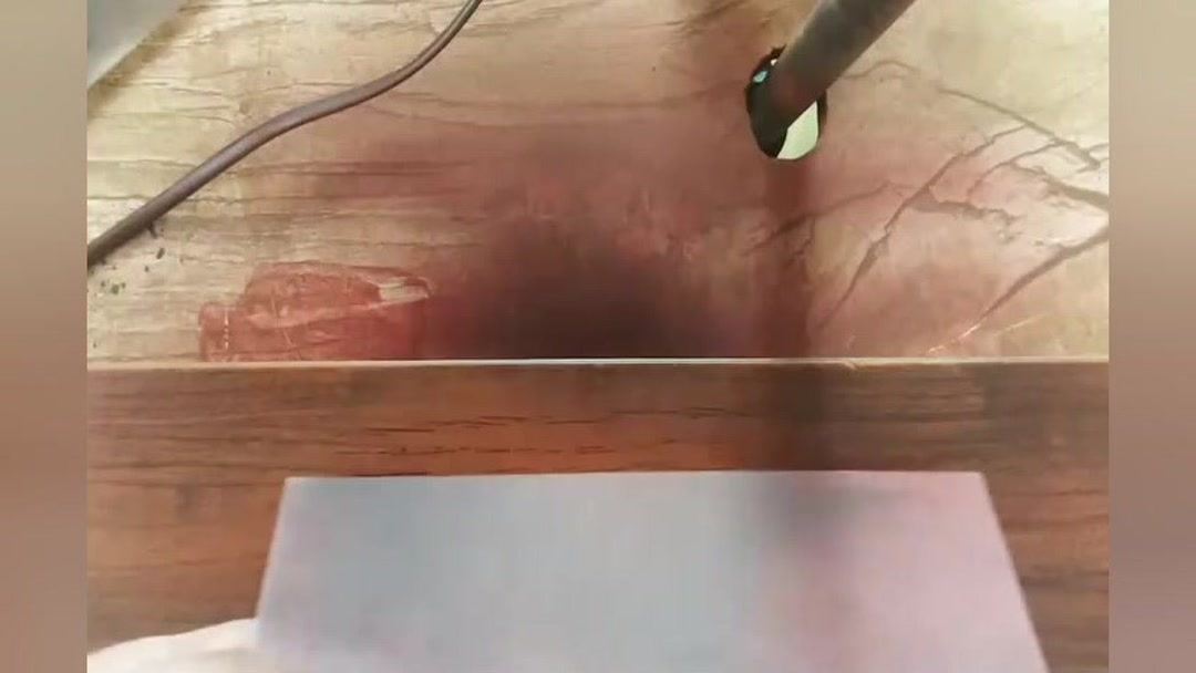 油漆修补 桌面正面擦伤修复