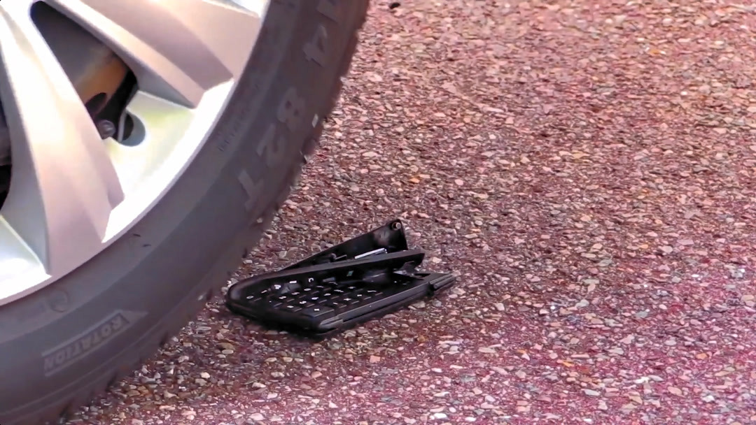 汽车vs计算器,数学题的好帮手,在轮胎下这样弯曲变形