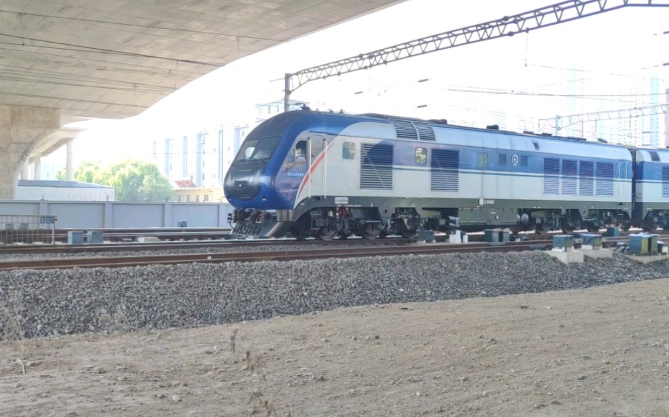 沈局梅段DF11G-0197/0198牵引K336次列车(宁波-长春)吉林站发车