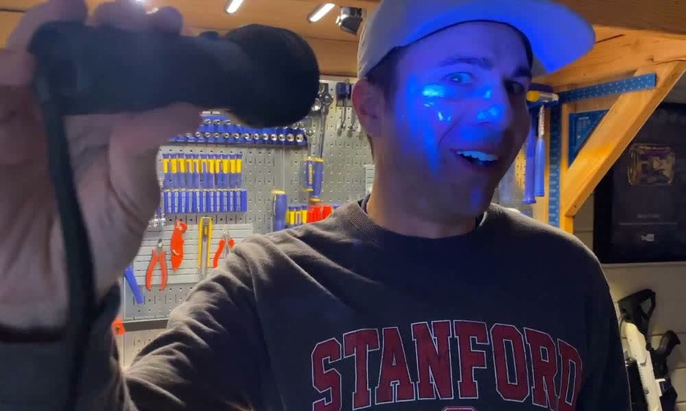 病毒是怎样传播的?老外进行极端实验,手都不知往哪放了