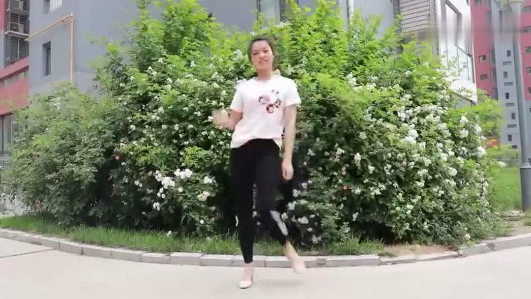 广场舞《c哩c哩》广场舞,好看简单易学、鬼步舞、水兵舞、健身操
