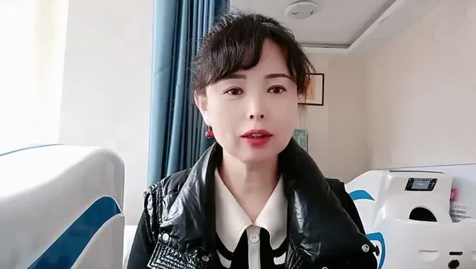 为什么机关事业单位退休人员的过渡性养老金会高于基础养老金?