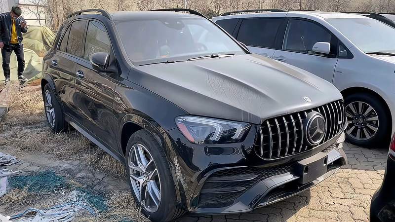 21款奔驰GLE53整车AMG套件,百公里加速仅需5.3秒!