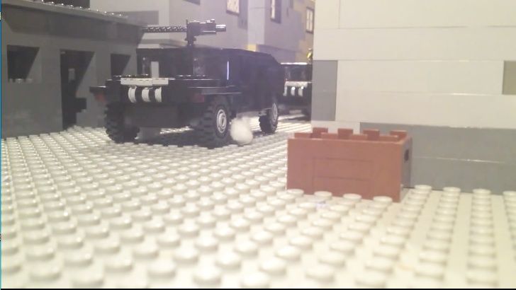 定格动画:士兵独自一人和恐怖分子激战,伤员拼尽最后的力量杀敌