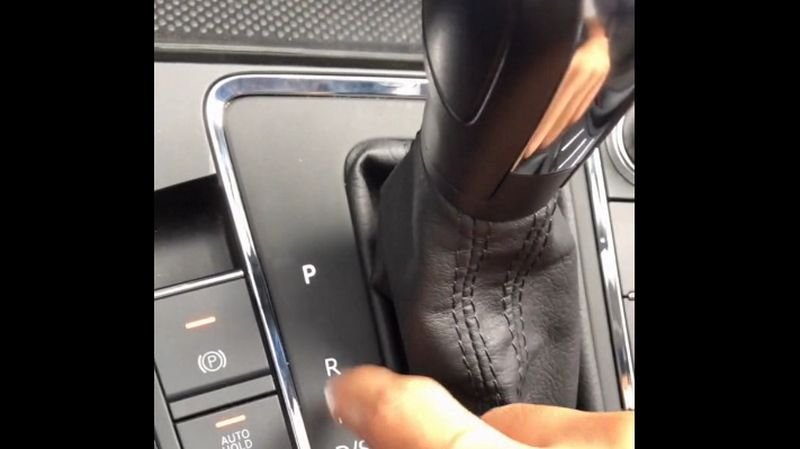 自动挡的车怎样开才正确?学会这几点,就可减少对变速箱的损坏