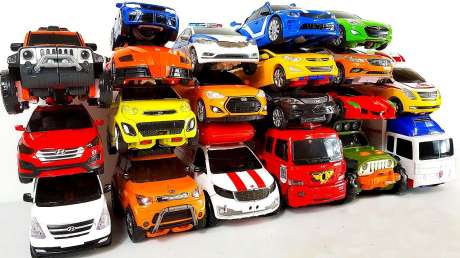 玩各种玩具车辆看变形汽车人动画片