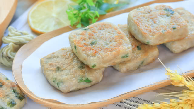 煎一煎就上桌,荤素搭配,鲜香无比,不爱吃菜也能秒光盘!