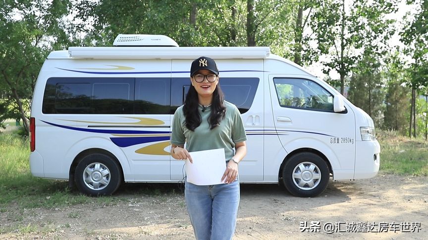 售价10几万的B型房车,能上京牌,能日常代步,车内还能睡3个人!