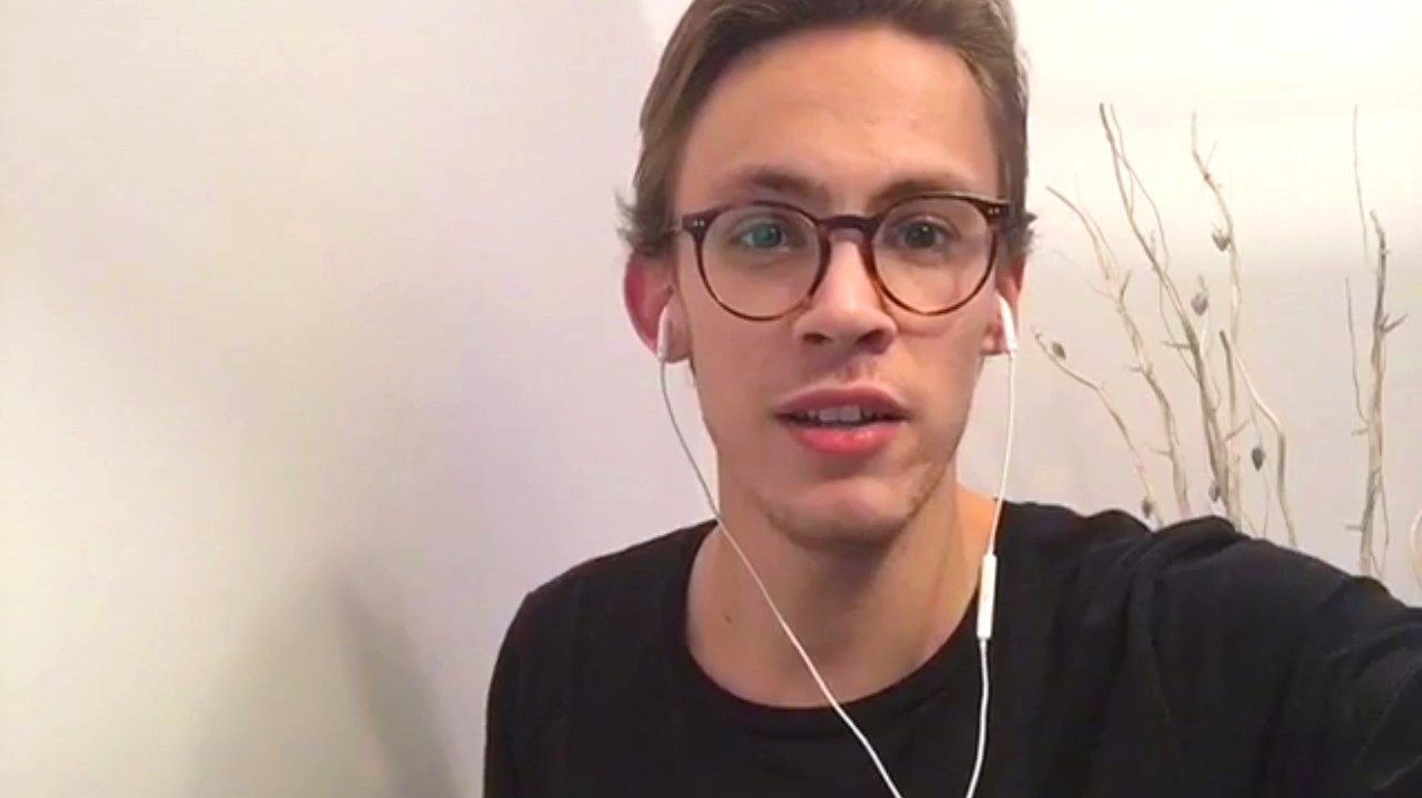 ...小哥哥讲解英国式幽默,带你辨析Allow和Let的用法异同 ETJ Live lesson