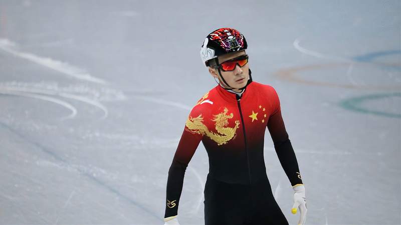 短道速滑男子1500米半决赛,任子威犯规,无缘决赛