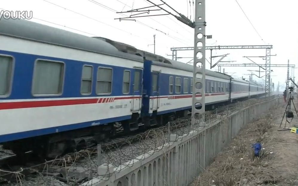 涿州 京广线 西河村拍摄T175次北京西-西宁西