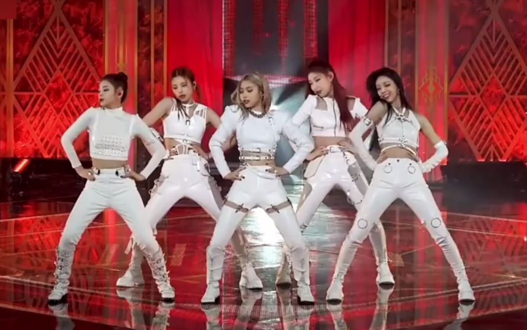 ITZY 女团直拍,你喜欢这个组合吗?