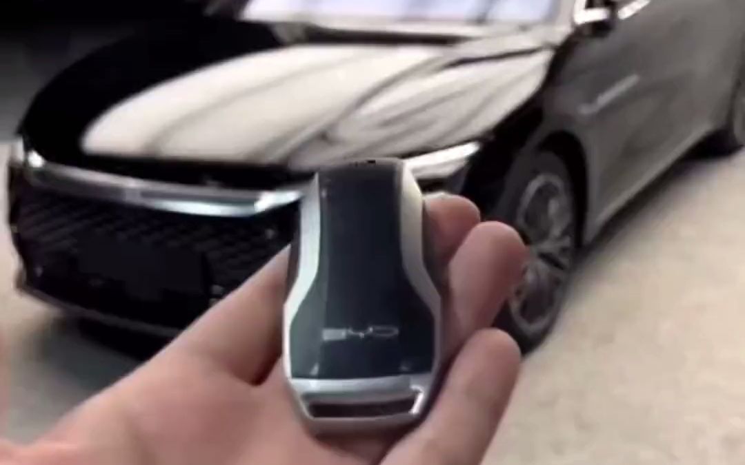 一款适合男生们开的插电混动B级豪华新车,2022款比亚迪汉DM最新...