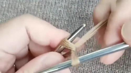 编织平针不卷边的一种起针教程,很简单的,果断收藏了!