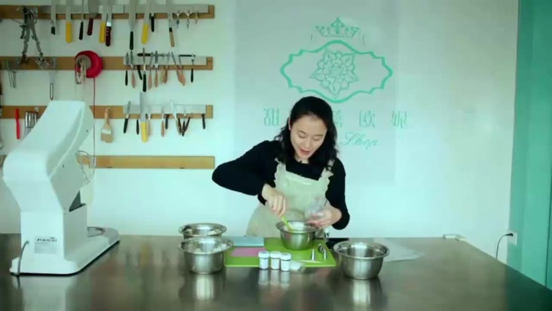 如何用微波炉做蛋糕纸杯蛋糕