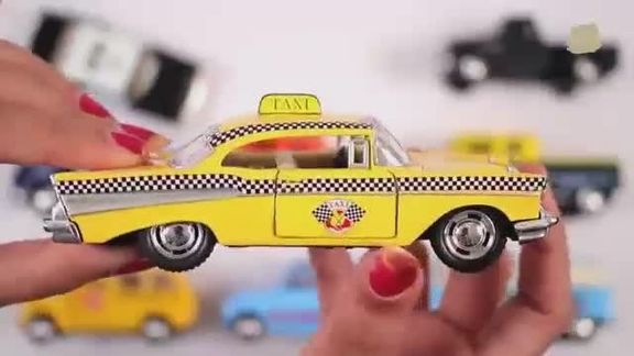 趣味玩具:玩玩各色皮卡车