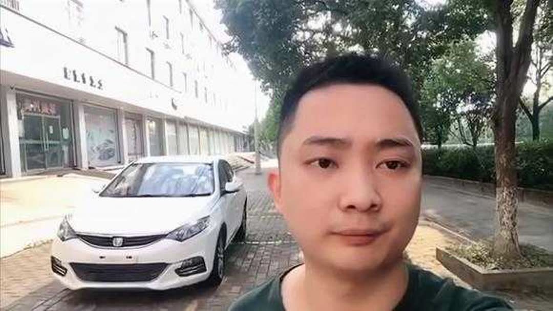 新收第二辆15年逸动XT,自动4万多,配置高,开车灵活,好停车。