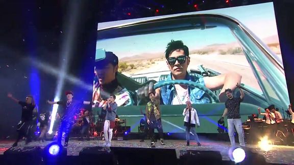 周杰伦地表最强演唱会,一路守候着约定,一起合唱