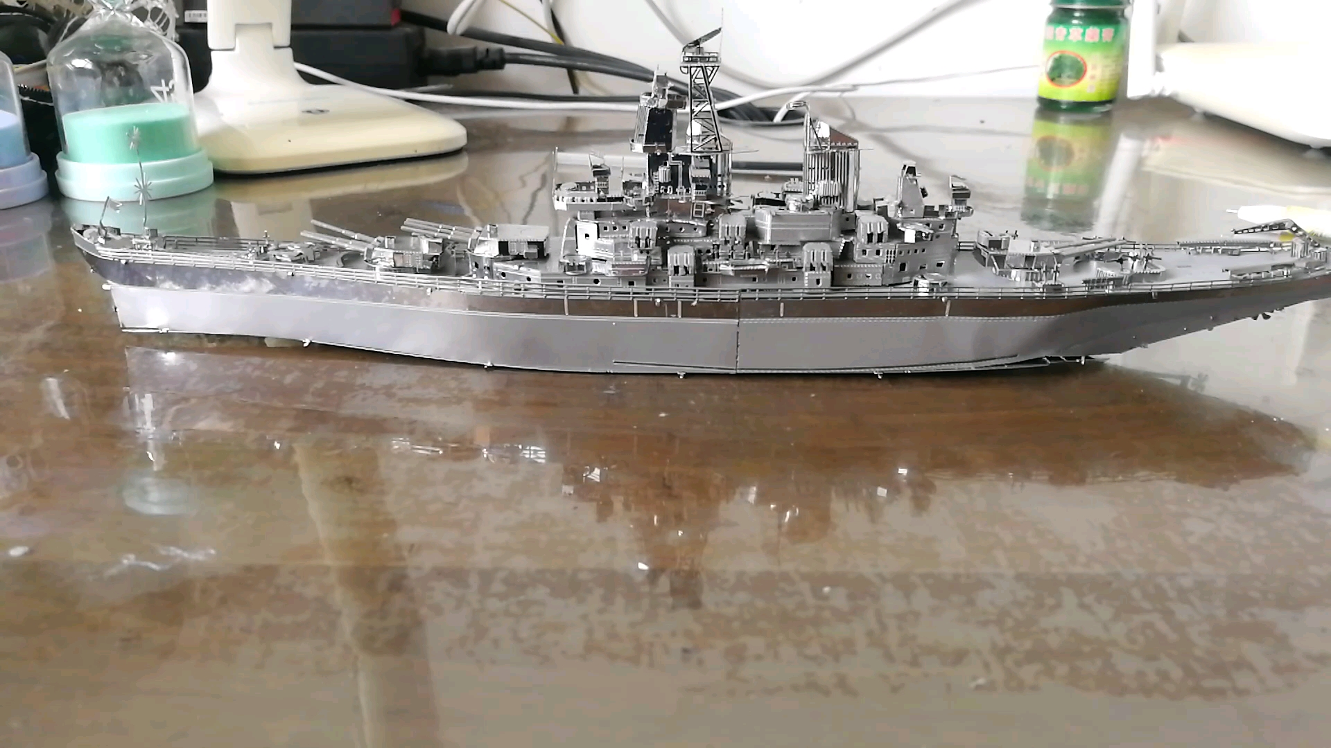 衣阿华号战列舰模型